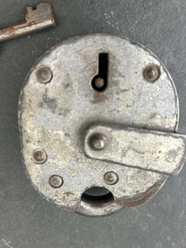 Chubb Cruiser Close Shackle Heavy Duty Padlock | eBay UK