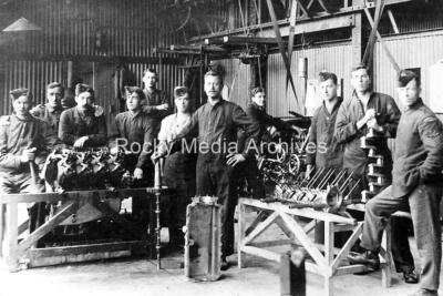 Wpl-6 WWI, Working On Aircraft Engine Blocks, Royal Flying Corp. Photo ...
