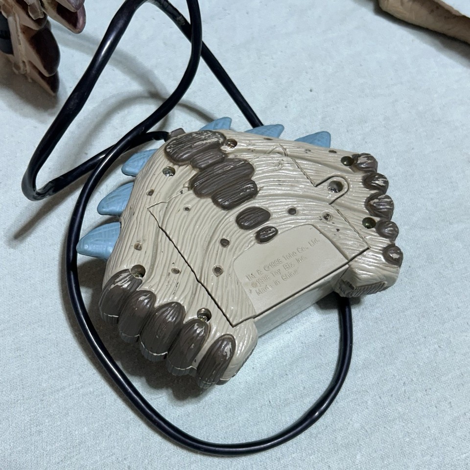 Vintage 1998 Toy Biz Remote Control Animatronic Godzilla Figure Tested ...