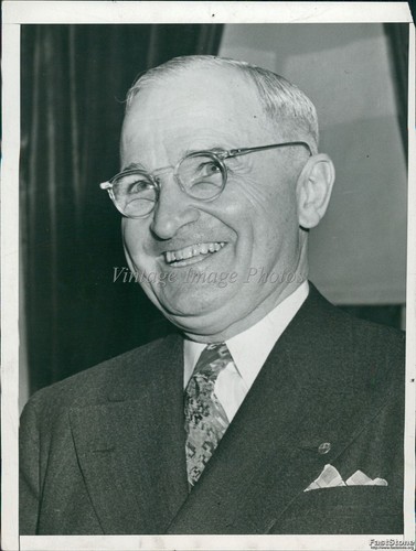 1947 Photo President Harry S Truman Receives Birthday Greetings ...