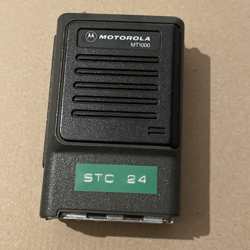 Motorola MT1000/HT600E - Black VHF Handheld Radio Walkie Talkie - 16 ...