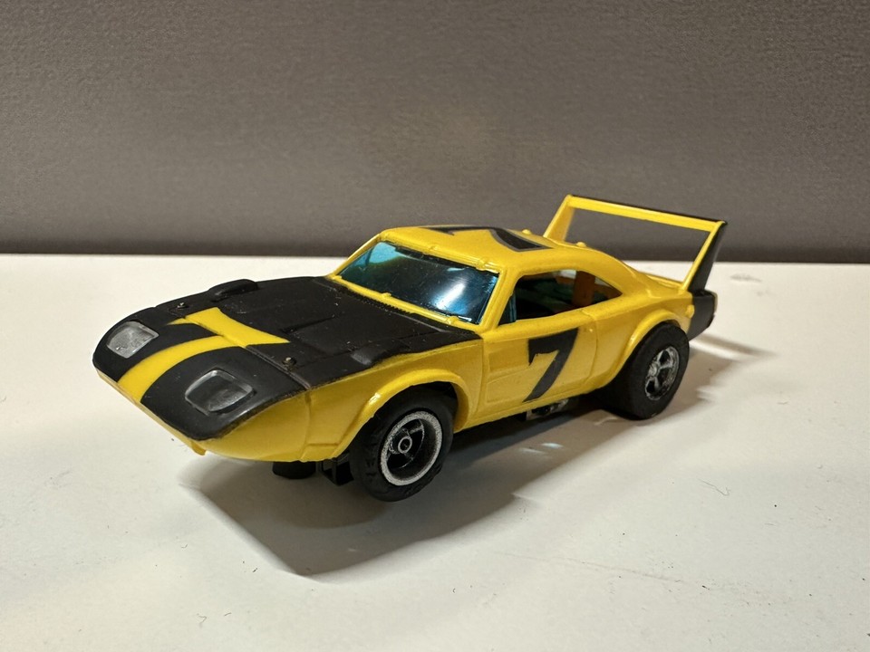 Aurora A/FX Yellow Dodge Charger Daytona #7 & Chevy Chevelle 427 Slot ...