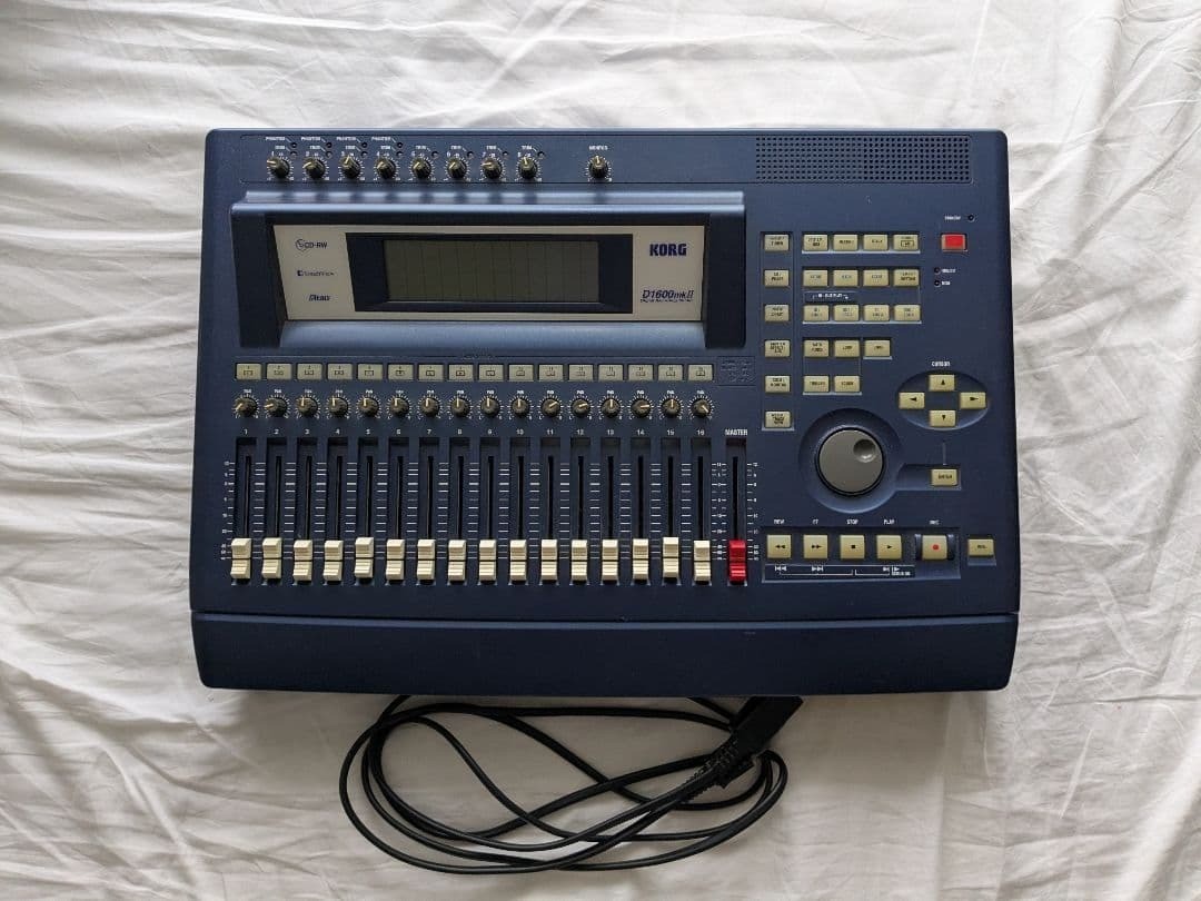 Korg D1600 mkII Digital Recording Studio Multitrack Recorder Audio ...