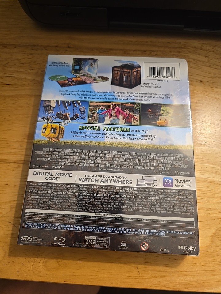 A Minecraft Movie Collector’s Crafting Table Edition Blu-Ray + DVD ...