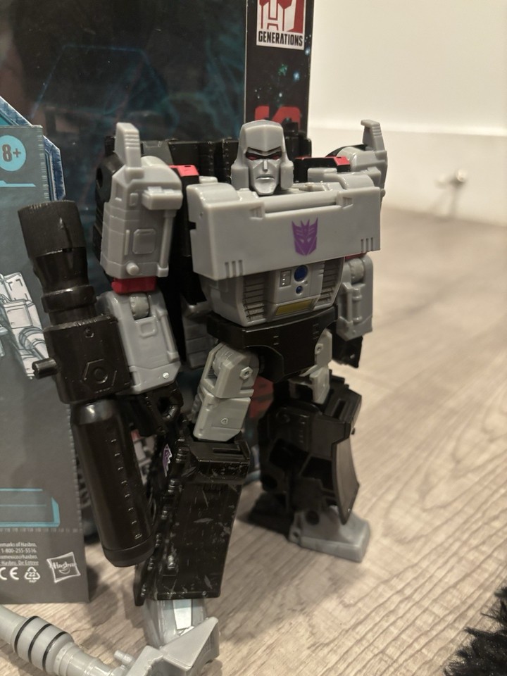 Transformers Earthrise WFC Megatron Complete w Box | eBay