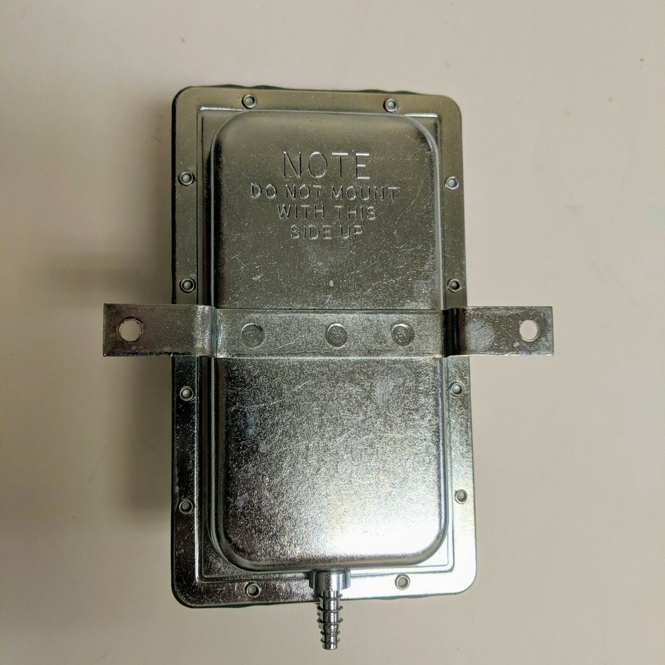 Cleveland Controls Electric Air Flow Switch Model AFS-112-122 SSC# 23 ...