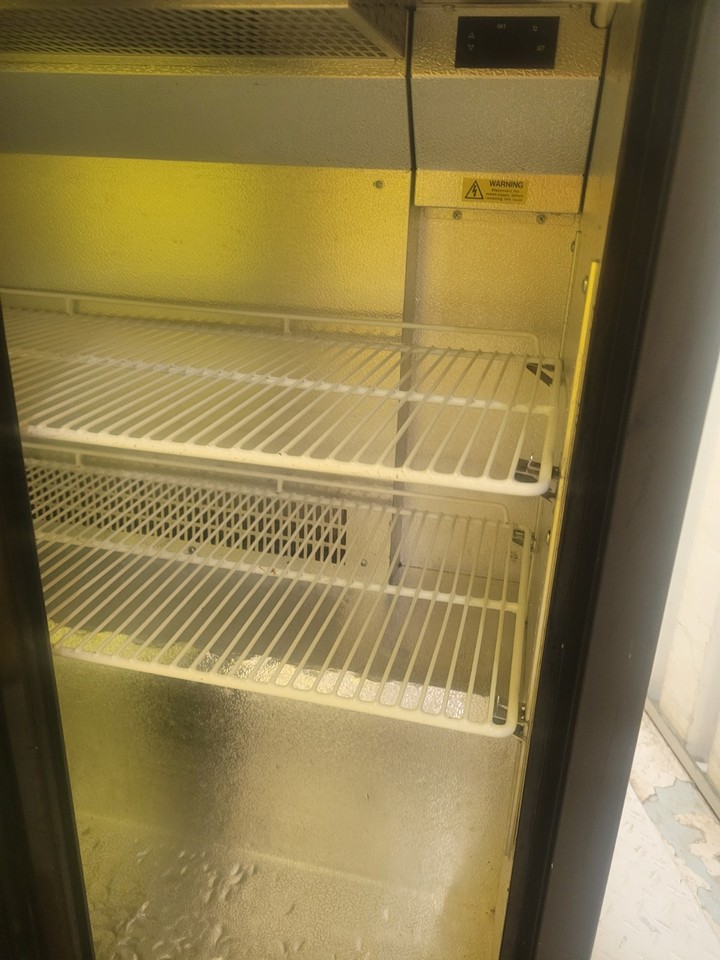 Autonumis Back Bar Fridge 2 Sliding Doors Fridge Bar Hotel Cafe ...