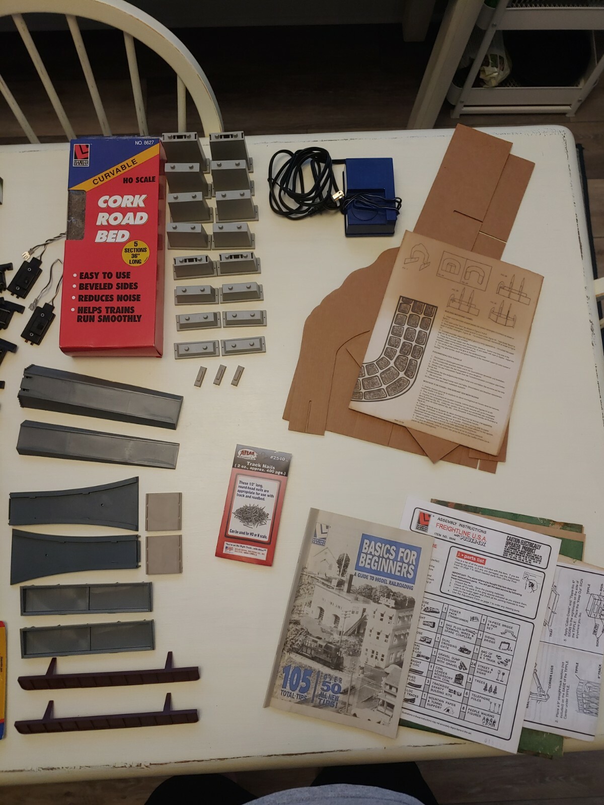 Ho Scale Life Like Trains complete working set with accessories and ...