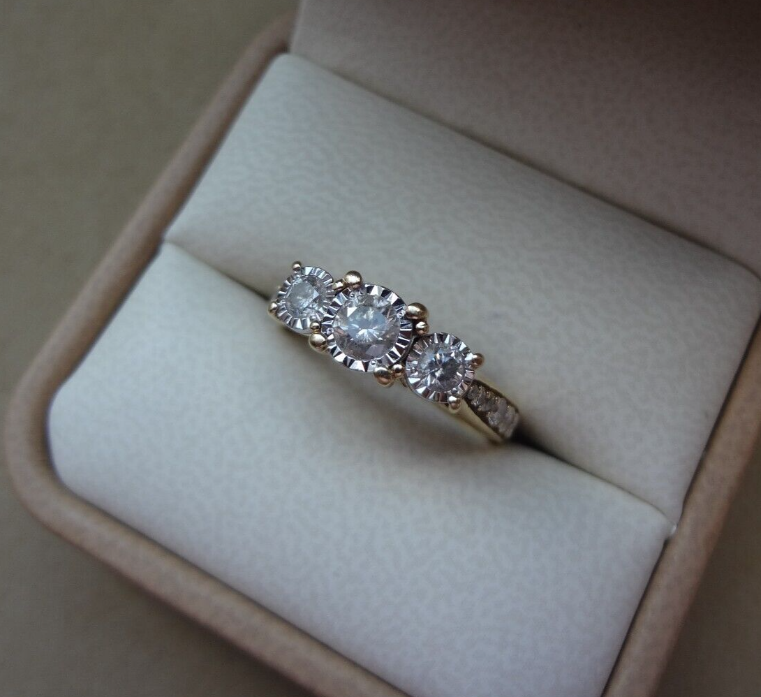 ZEI 14K YG ROUND 3-STONE DIAMOND RING WITH SIDE ACCENTS | eBay