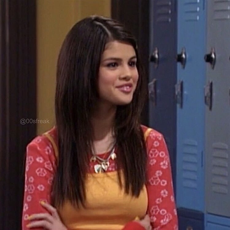 ASO Alex Russo Red Floral Thermal, Wizards Of Waverly Place Season 1 ...