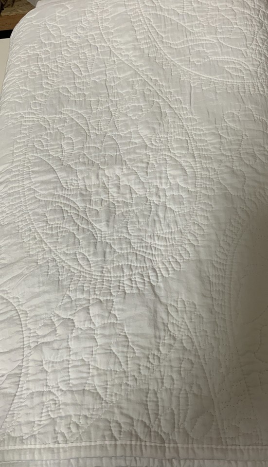 🌿 Threshold Garment Washed Paisley Stitch Quilt White King 🆕 MINOR ...