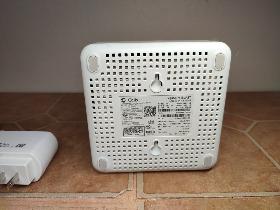 Calix Gigaspire Blast, Model u4 GS2028E, 100-05493 13, for Rapid Data ...