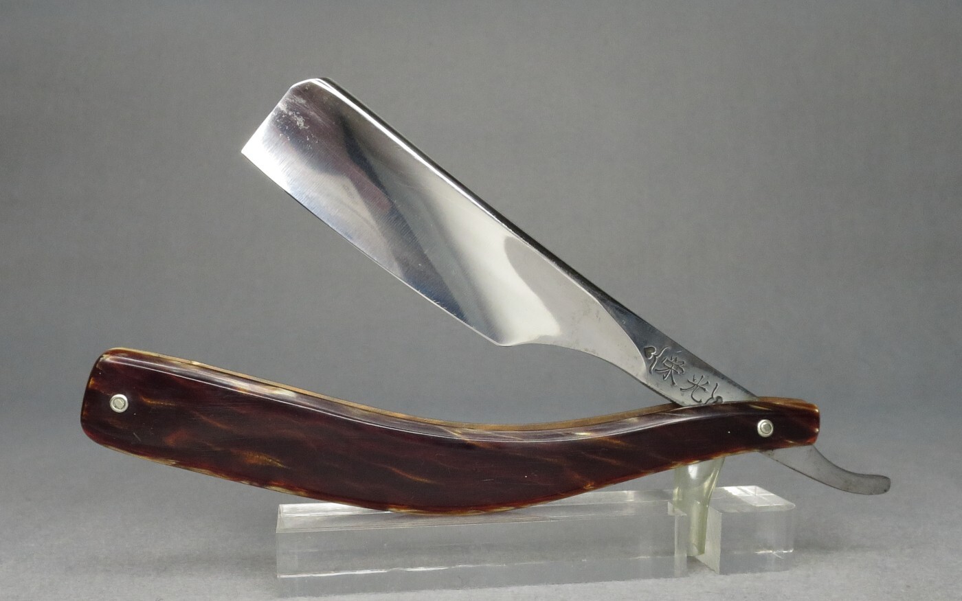 Near wedge Kamisori "栄光" Glory Japanese Straight Razor Made in Japan # ...