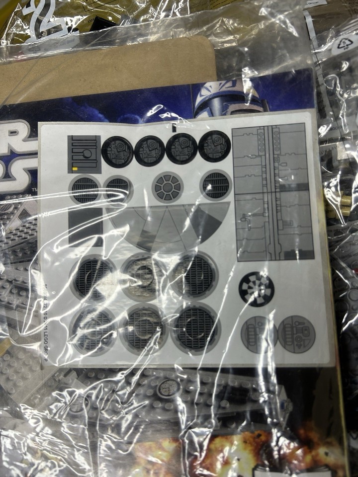 LEGO Star Wars: Millennium Falcon (7965) Open Box Sealed Bags ...