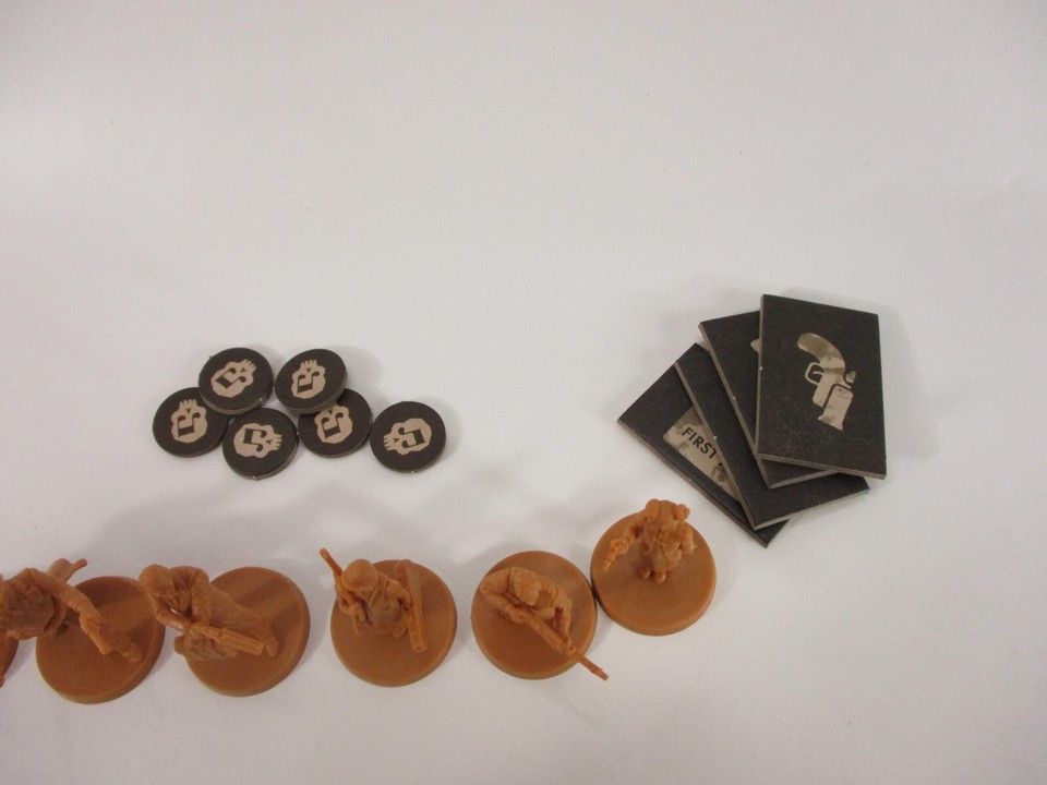 CTHULHU: DEATH MAY DIE Unknowable Box 6x INVESTIGATOR Minis & Cards #3 ...