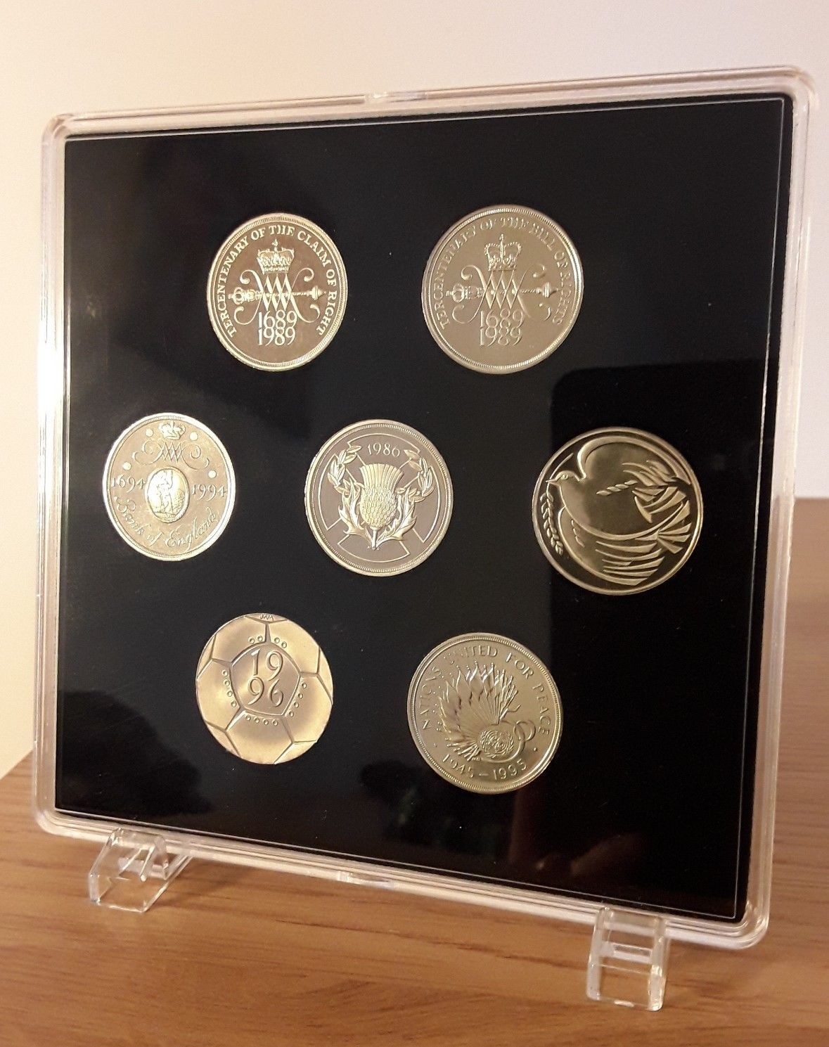ACRYLIC COIN DISPLAY CASES FOR OLD 50p, NEW 50p,10p,1 pound,2 POUNDS ...