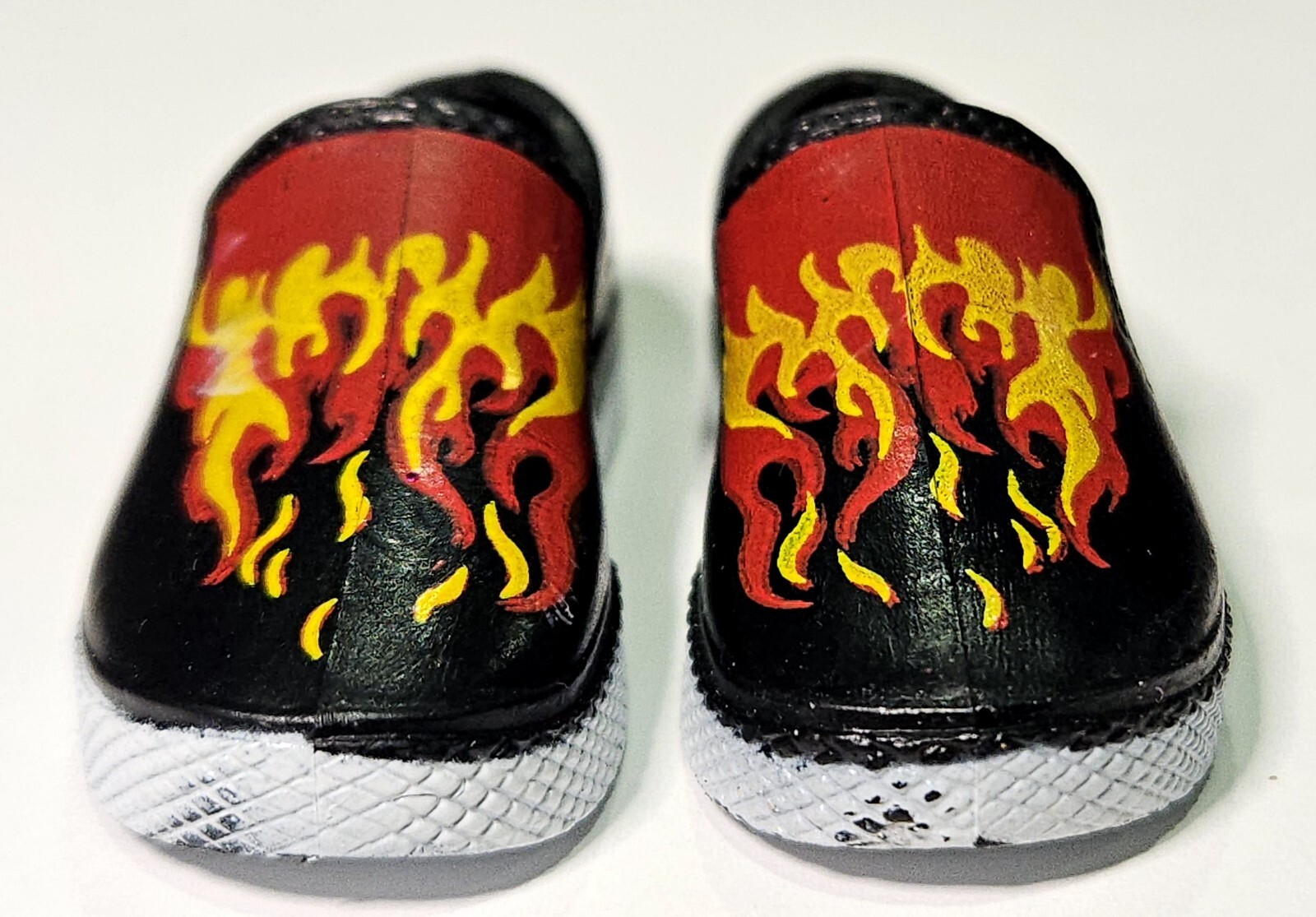 Monster High by Mattel Heath Burns' Home Ick Replacement Pair of 🔥 ...