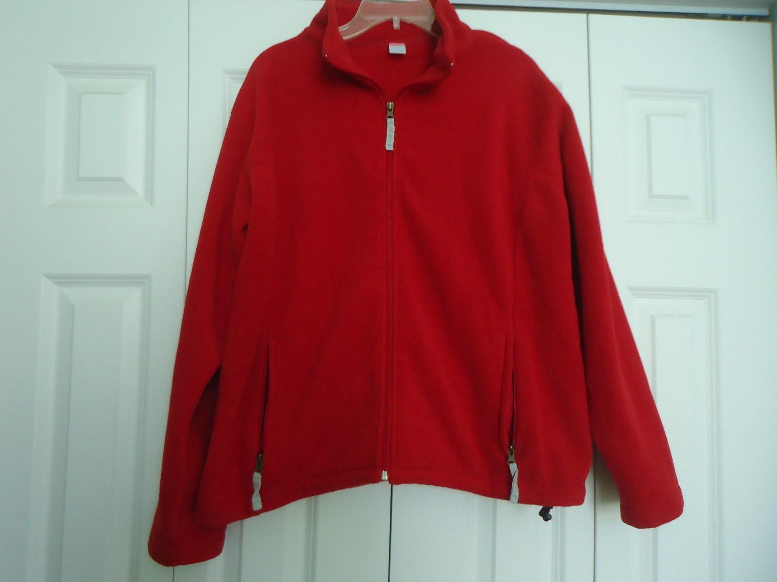 Adult size Medium-Large Red Long Sleeve Fleece with Full Zipper by Tru ...