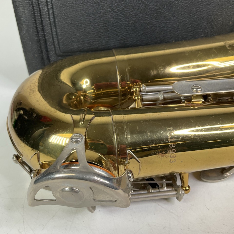 Selmer Bundy II Saxophone Serial Number 1018933 With Case- No ...