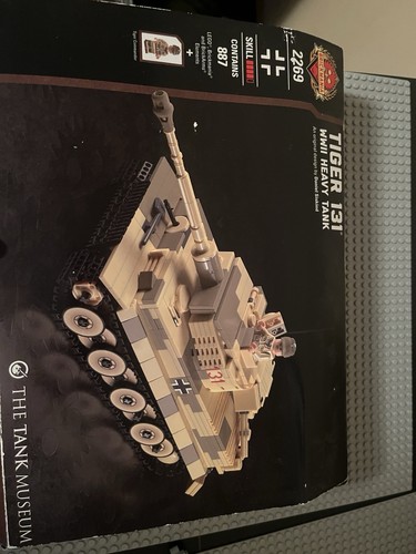 Brickmania LEGO Tiger 131 Tank Museum 2022 Version Not Sealed But All ...