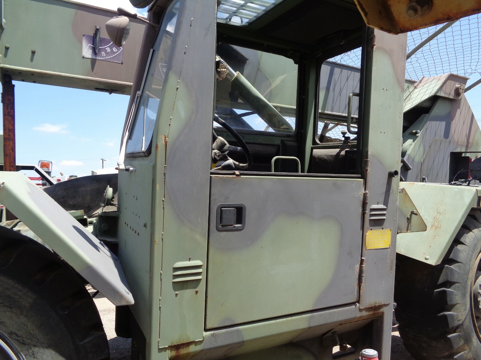 SKYTRAK TELEHANDLER PARTS - Model 6000M (ONLY lower section of split ...