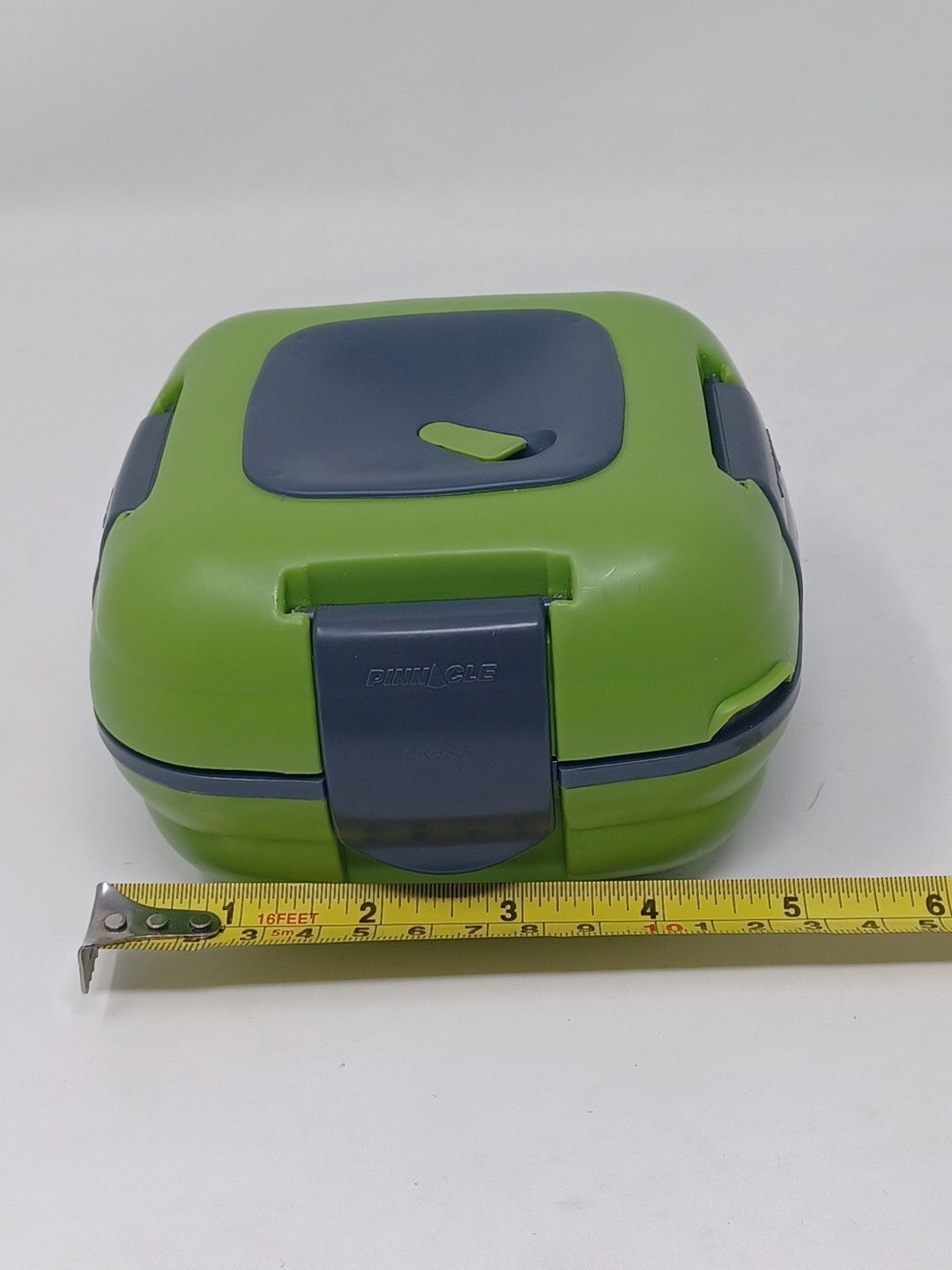 Green Lunch Box Pinnacle Insulated Leak Proof Lunch Box for Adults and ...