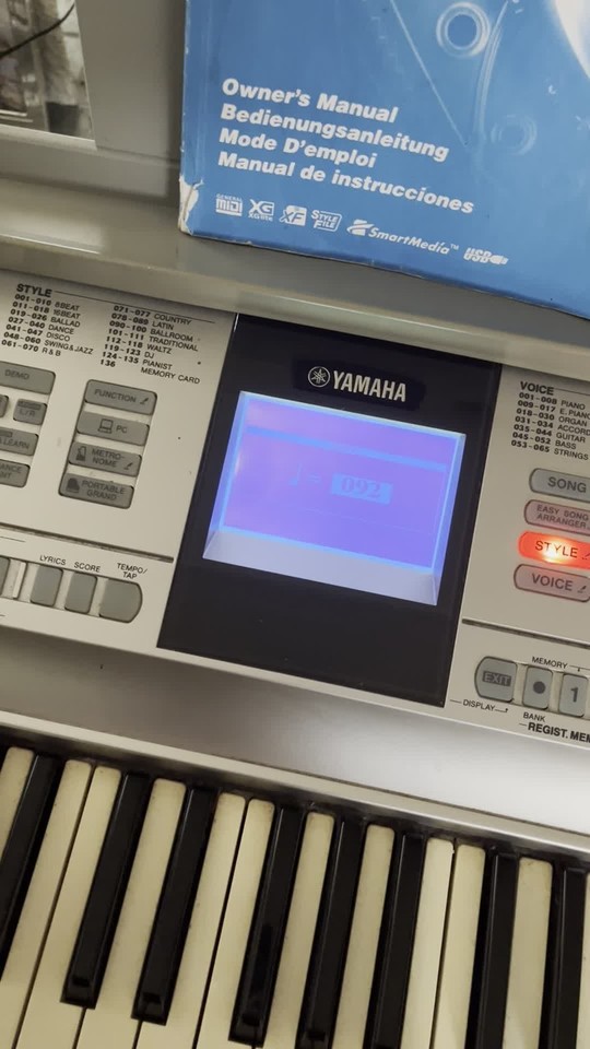 Yamaha DGX-305 Portable Grand Electric Keyboard with Stand | eBay UK