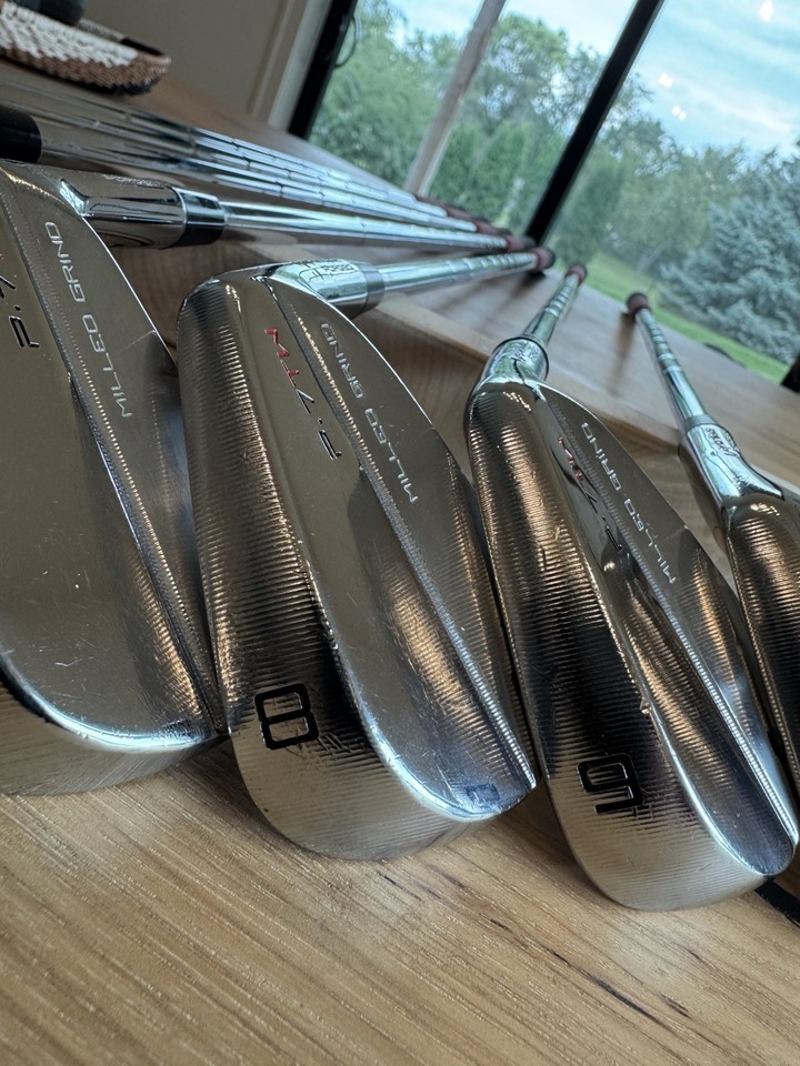 Taylormade P7TW Iron Set 4-PW RH DGX100 | eBay