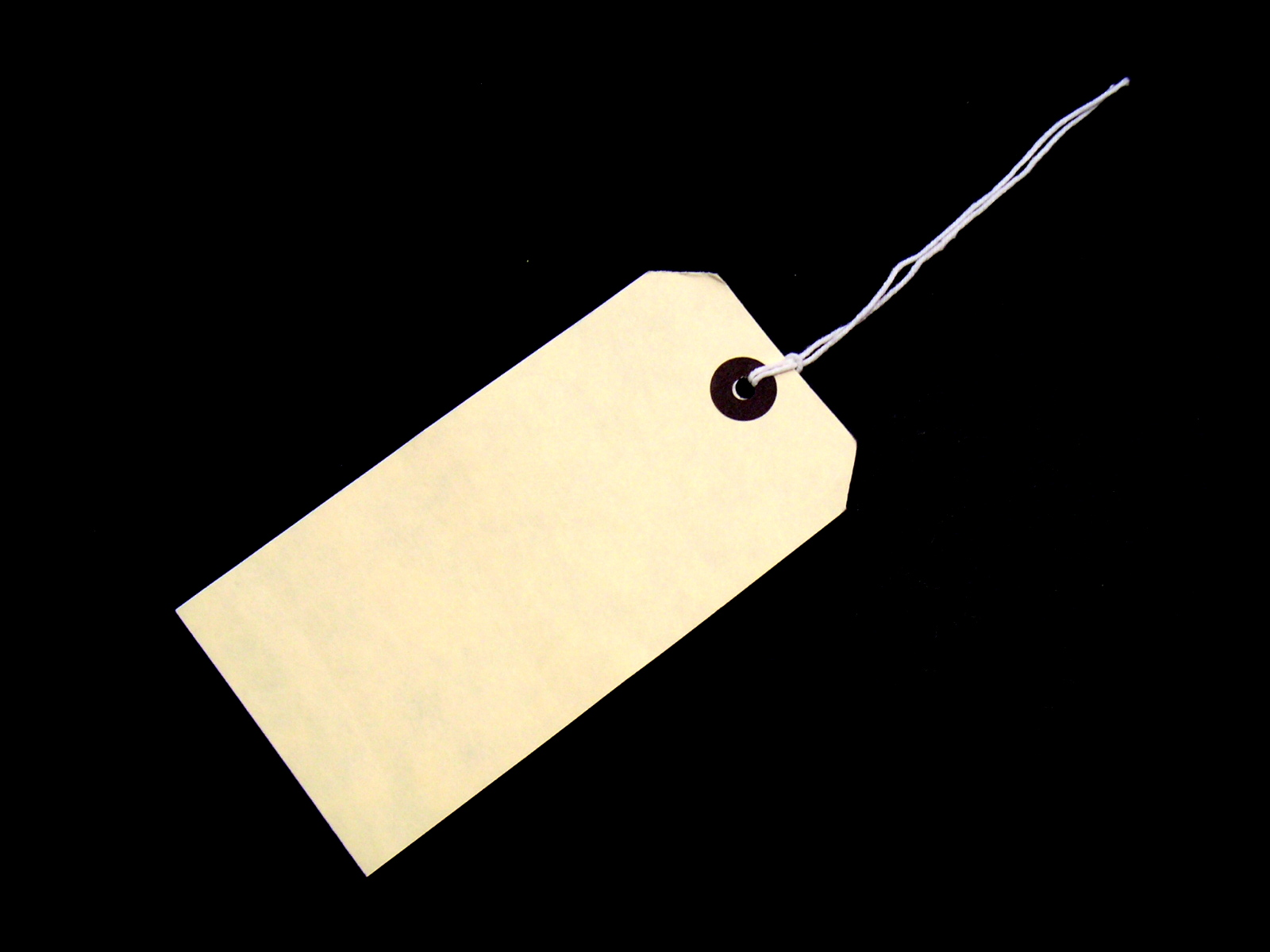 Manilla Buff Strung Tags 70 x 35mm String Tie On Reinforced Labels ...