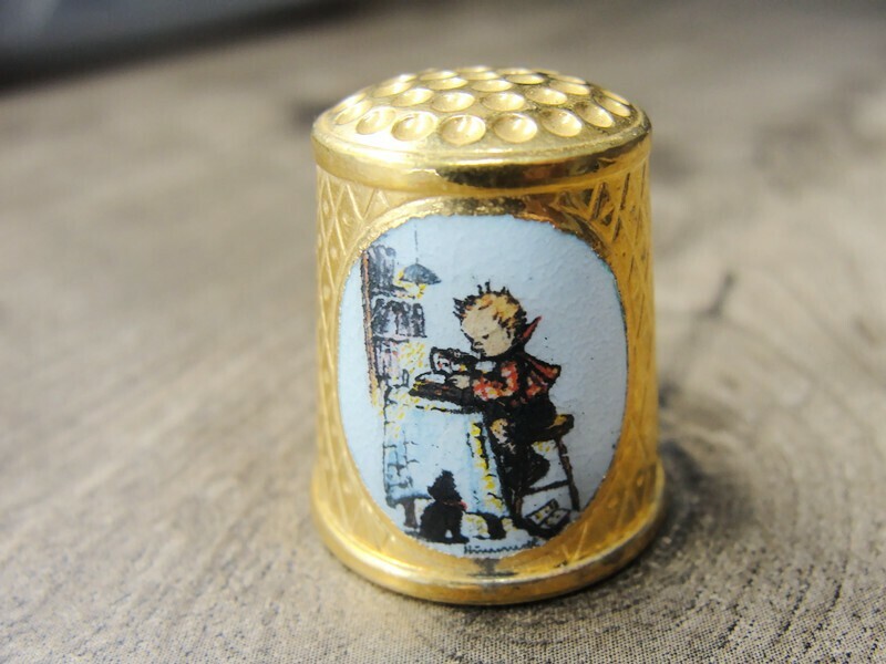 Vintage Gold Plated Metal Child Thimble J. Hummel | eBay