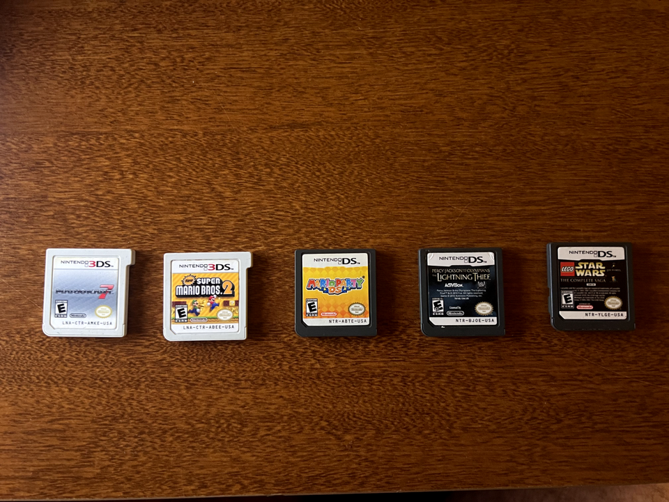 Nintendo 3DS XL Limited Edition Super Mario Bros 2 Red - BUNDLE *READ ...