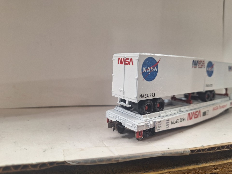 AHM 50FT HO CUSTOM NASA FLAT CAR AND TWIN NASA TRAILERS | eBay