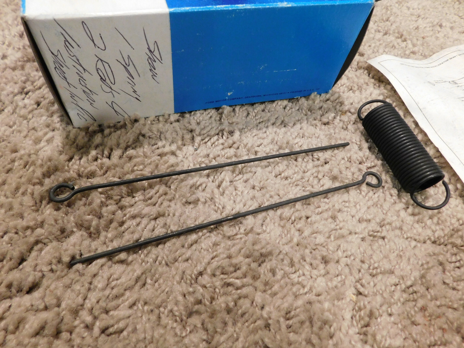 NOS 1965 1966 FORD F100 F250 F350 352 360 390 FE THROTTLE RETURN SPRING ...