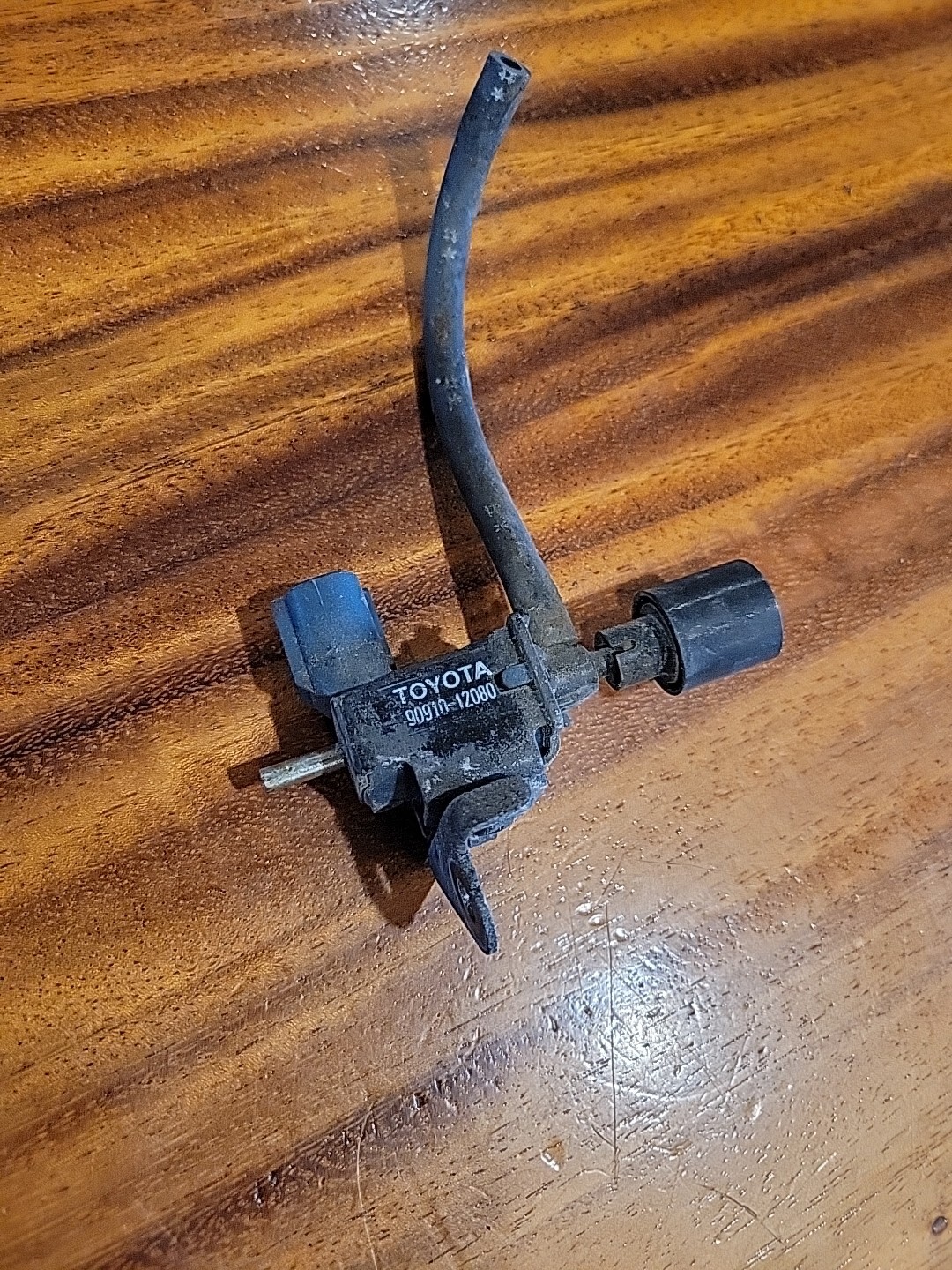 TOYOTA tacoma 2.4L VACUUM SWITCH SOLENOID VALVE OEM 90910-12080 ...