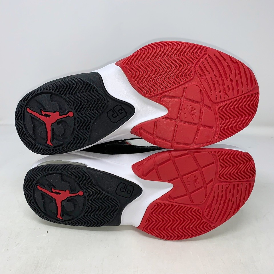 Air Jordan Max Aura 3 Bred Black Sneakers, Size 6Y / 7.5W BNIB DA8021 ...