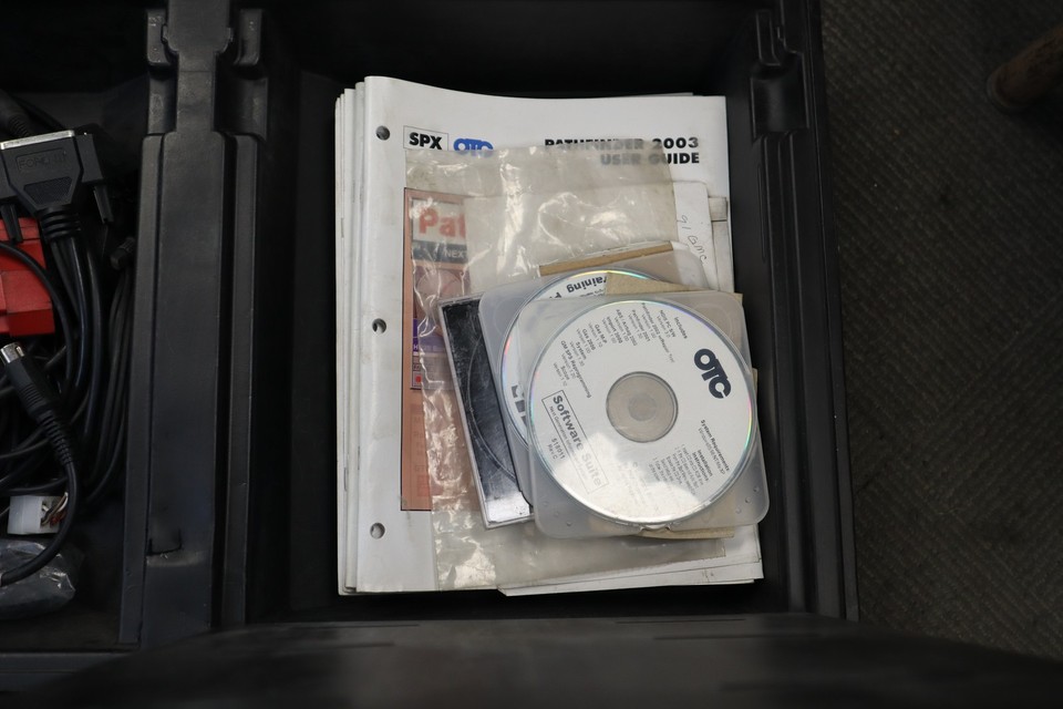 SPX OTC Genisys Automotive Diagnostic Scanner Kit - Used Condition | eBay