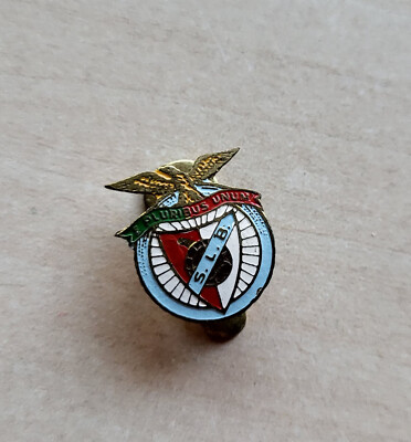Vintage SLB Benfica Football Club buttonhole lapel badge Portugal | eBay