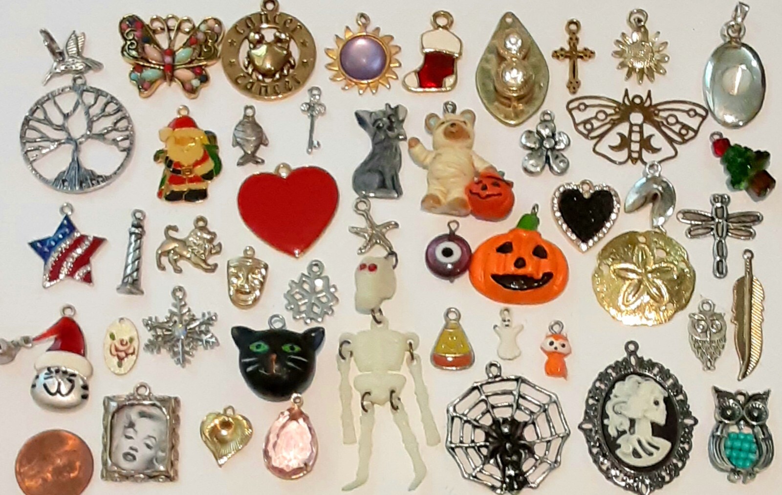 Big Lot 40+ Most Vintage Jewelry Making Charms Pendants All Kinds ...