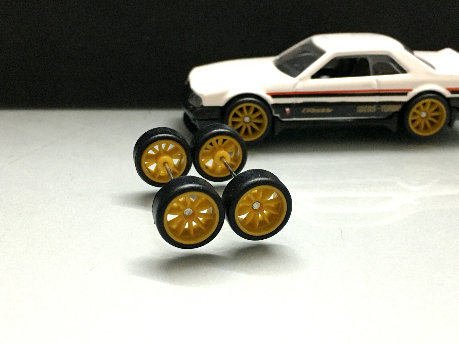 R169 Hot wheels 1/64 Set 10 Spoke CE28 Gold 10mm,Long Rubber Real ...
