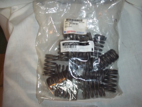 GM perf. #19154761 602 crate valve springs & valve keepers | eBay