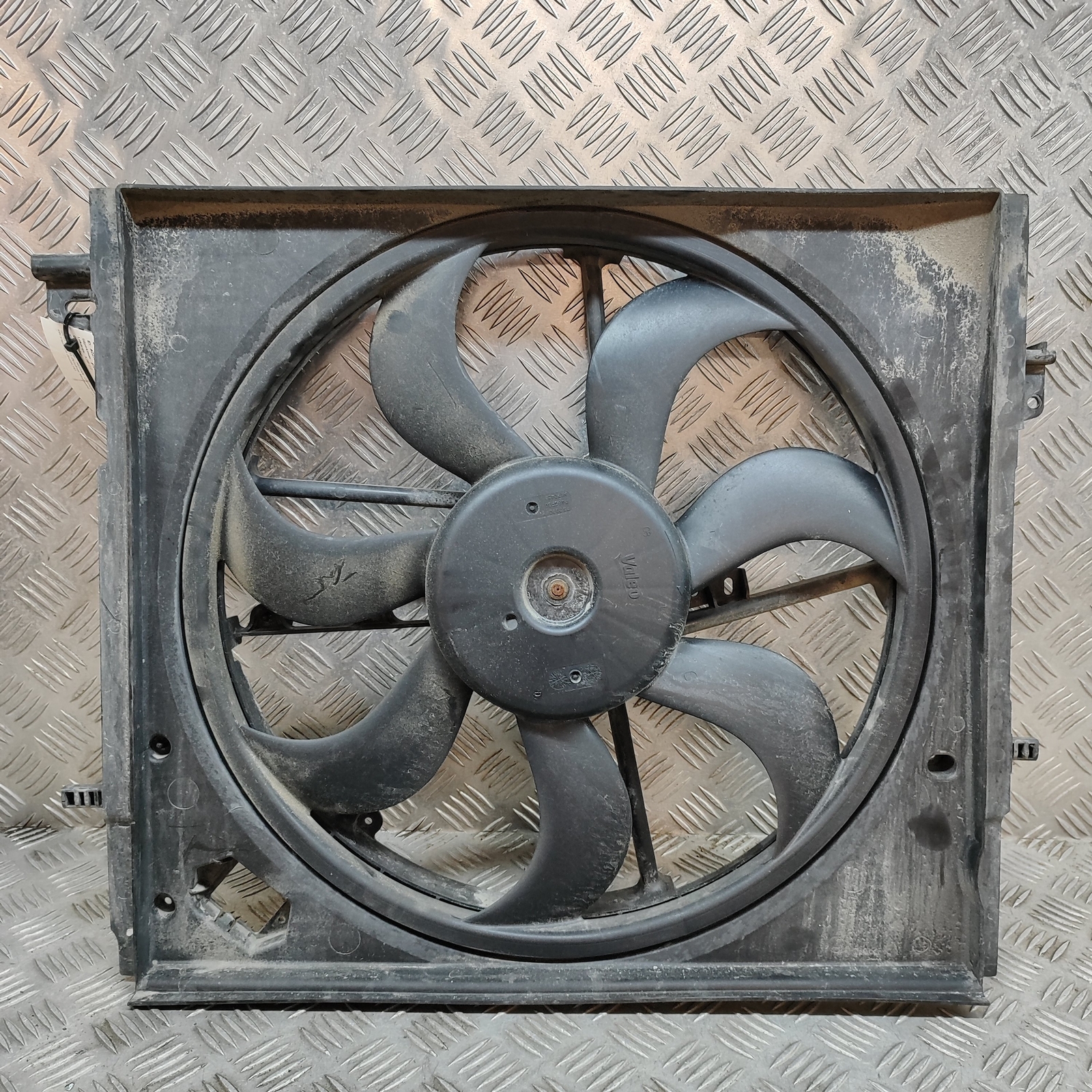 Nissan QASHQAI J11 2017 Radiator Fan and Housing 214814EB0A for sale ...