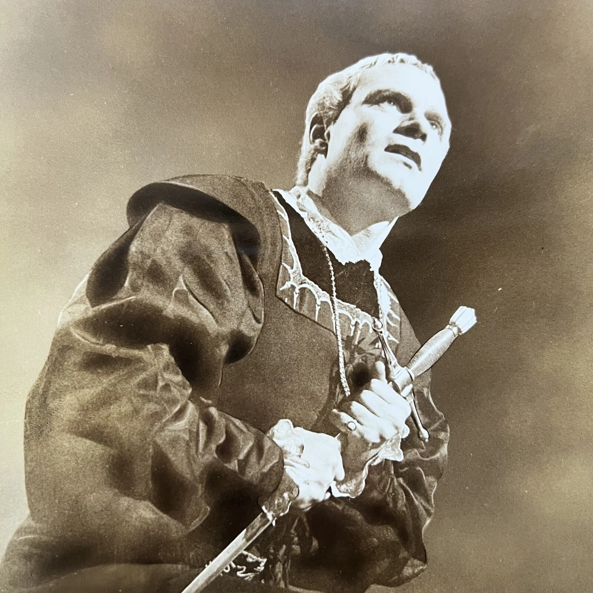 Hamlet 1948 Poster