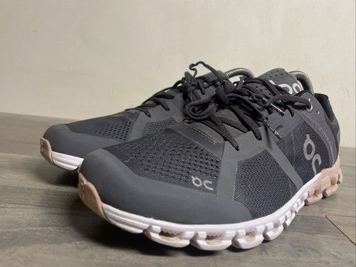 On Cloud OC Cloudflow Grey Athletic Running Sneakers Shoes Women's Size ...