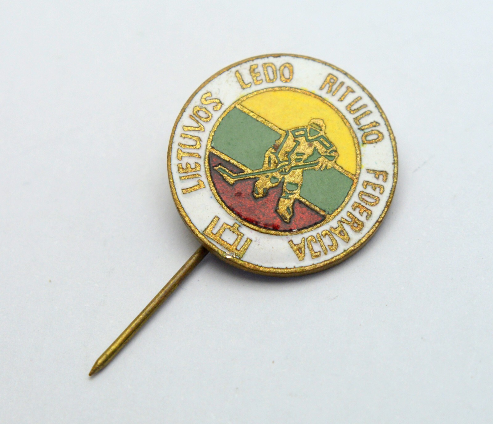 LITHUANIA HOCKEY FEDERATION WINTER SPORT PIN BADGE | eBay