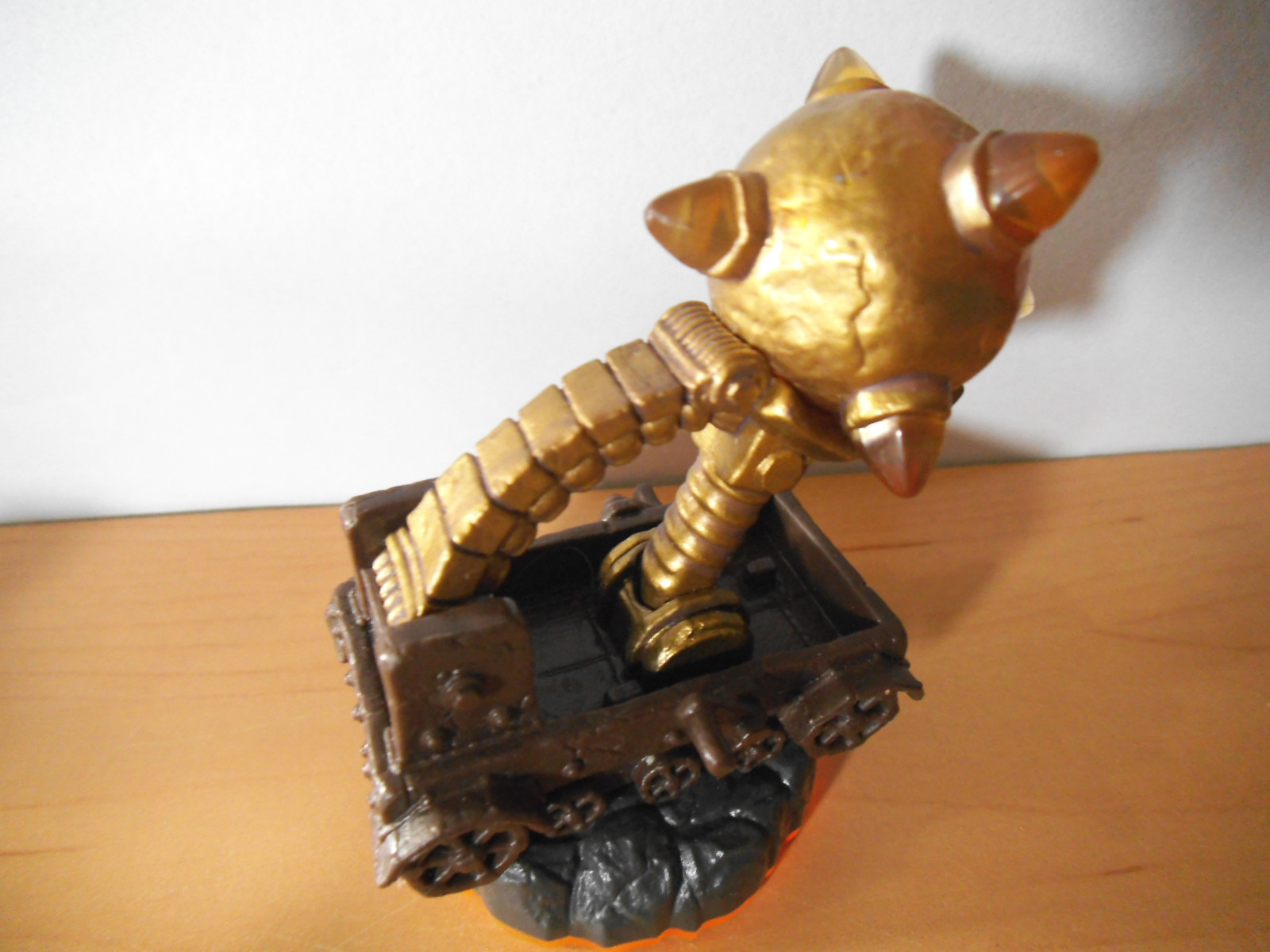 Scorpion Catapult Skylanders Giants Figure - £2 off 2 or 20% off 3 ...