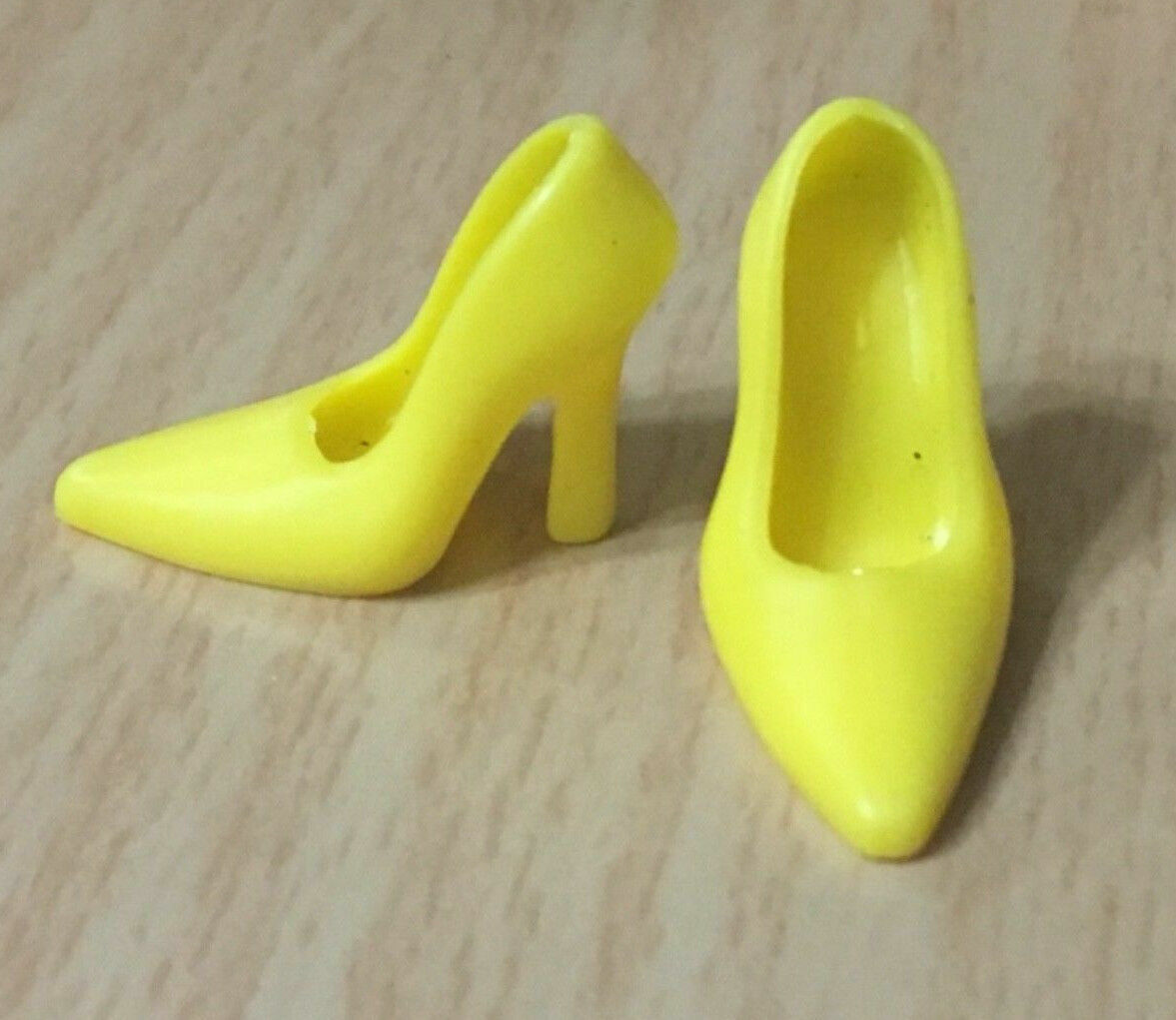 Barbie Basics Collection Model Muse Doll High Heel Point Toe Pump Shoes ...