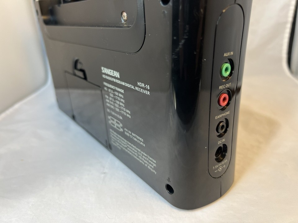 SANGEAN HDR-16 Am/Fm HD Portable Radio/FM RDS/AM Digital receiver Rec ...