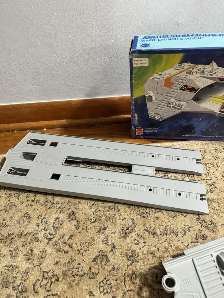 1978 Mattel Battle Star Galactica Viper Launch Station Complete Never ...