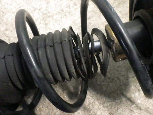 TOYOTA COROLLA 2001 Front Left Strut Assembly 4852019665 [Used ...