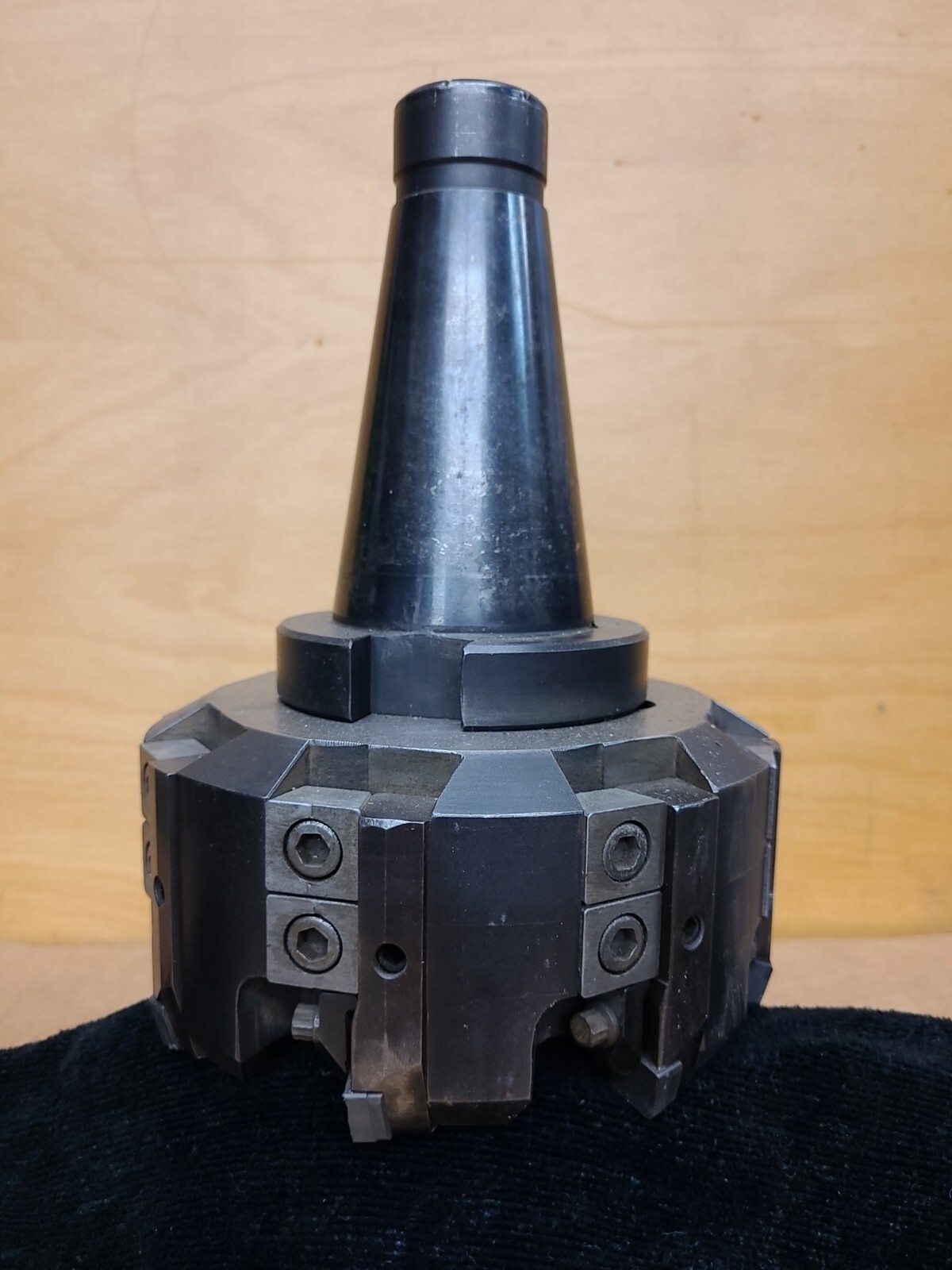 Valenite+A-6-8R+Mill+Head+%26+Valenite+51-1%2F2+C-7%2F8+Toolholder for ...